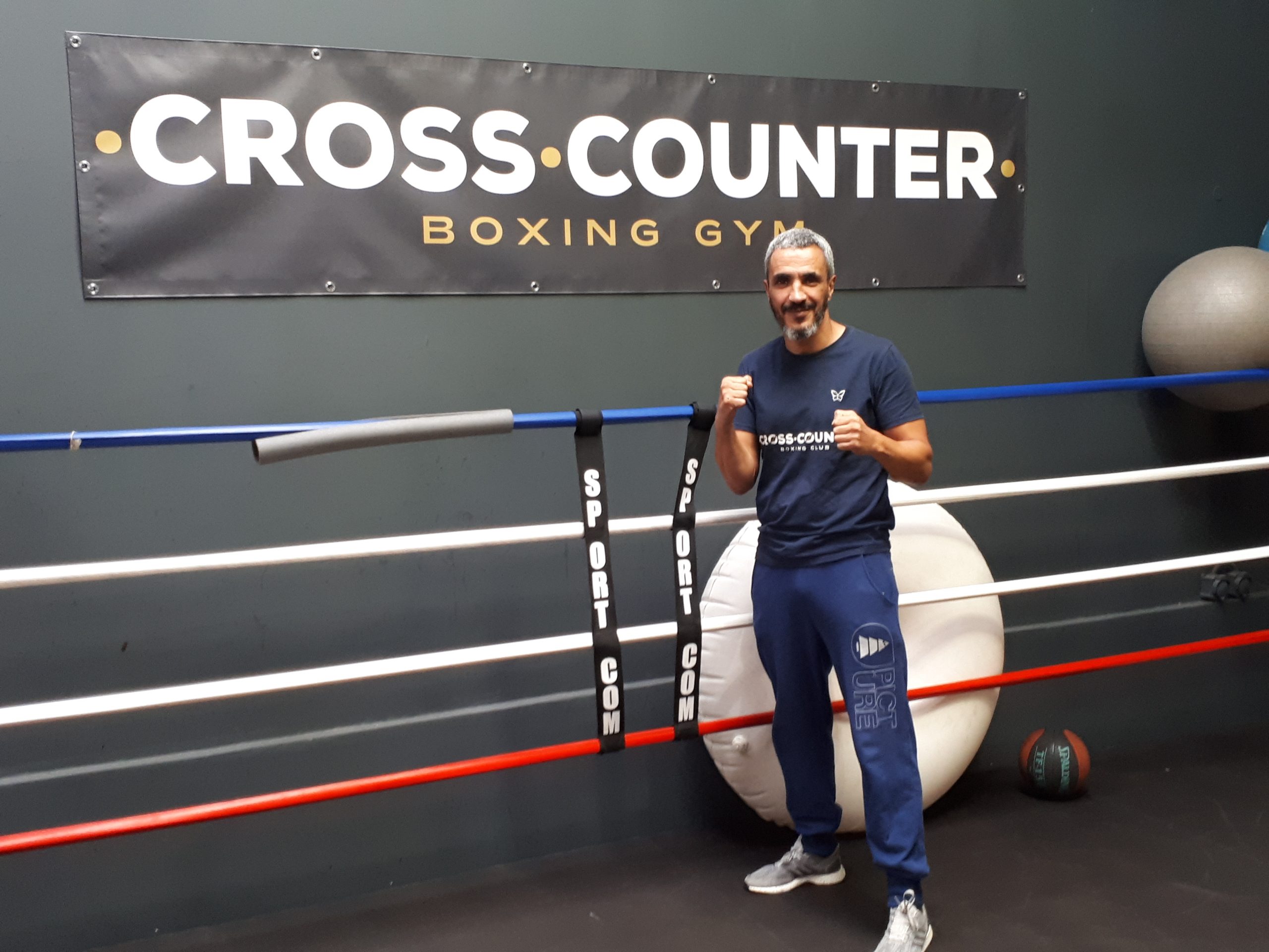 Cross Counter : De la débrouille à la professionnalisation - Dans le Ring